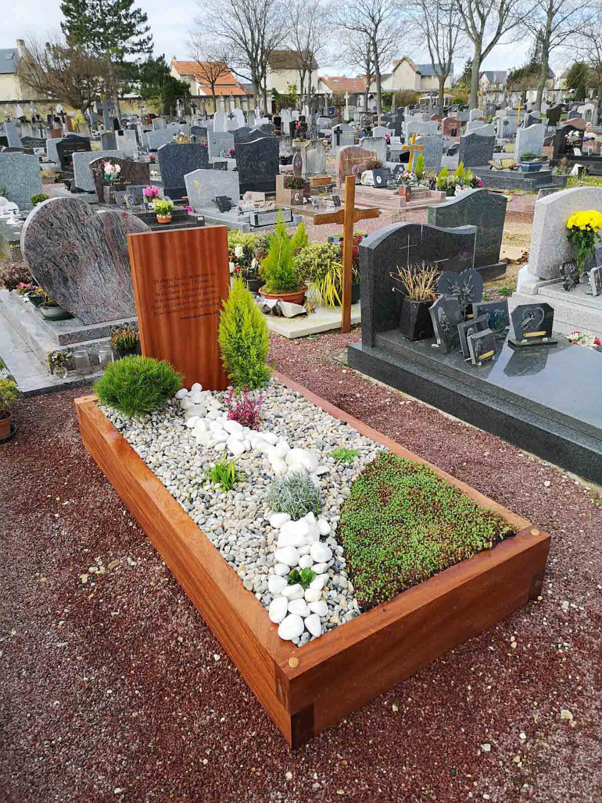 Nos réalisations - Infiniflore - Monuments funéraires paysager