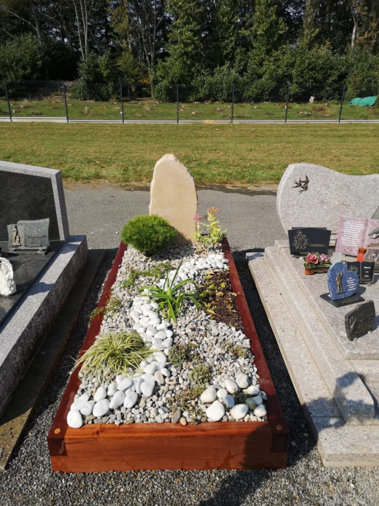 Nos réalisations - Infiniflore - Monuments funéraires paysager